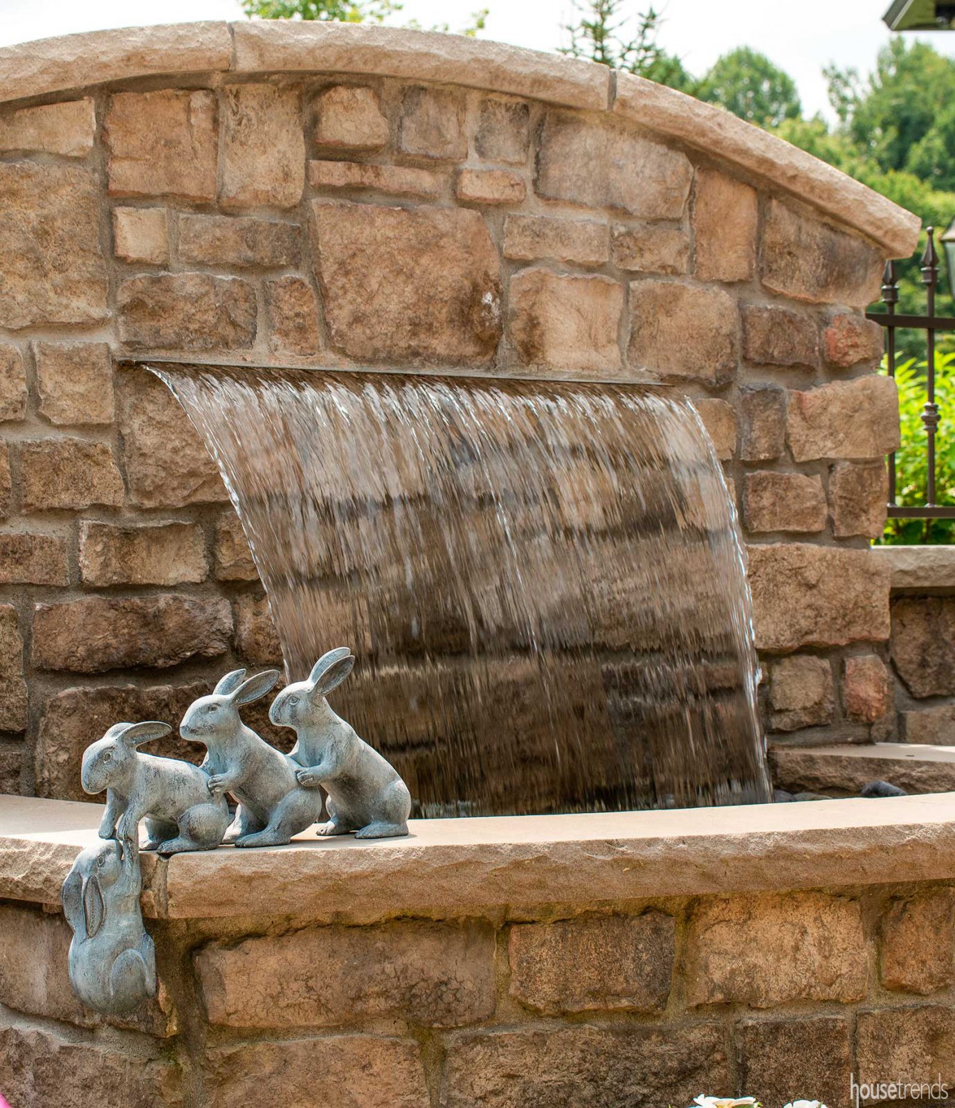 Backyard oasis has something for everyone in Cleveland