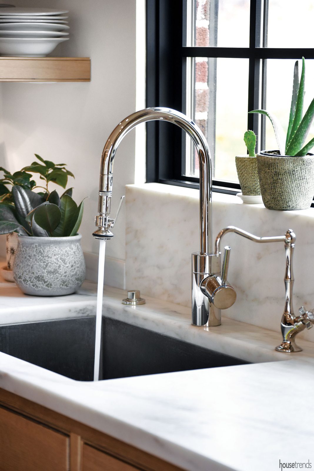 Kitchen remodel strikes the right balance