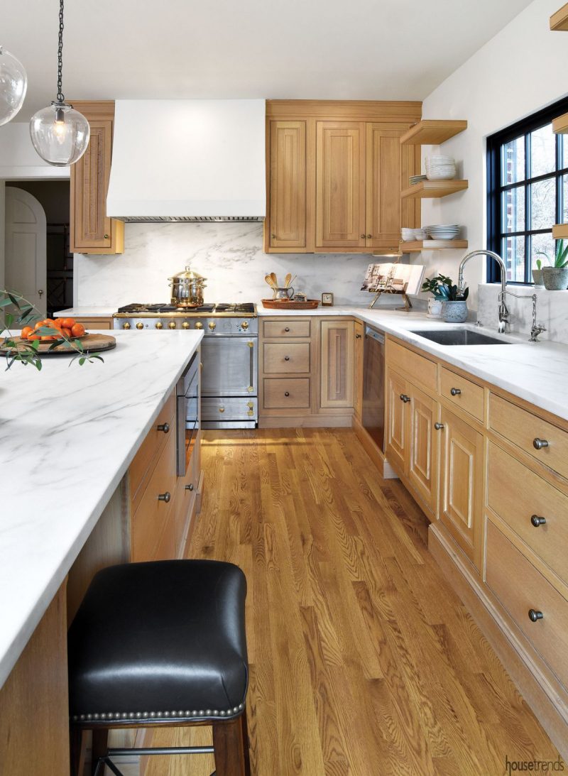Kitchen remodel strikes the right balance