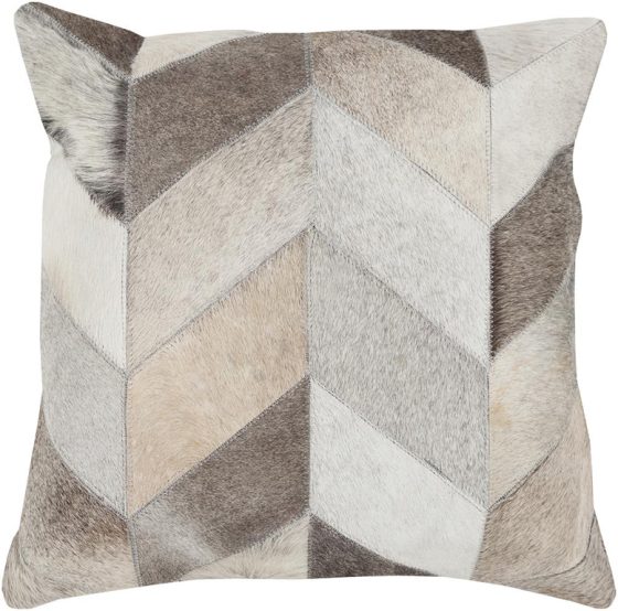 Eternia quartz showcases modern sophistication & visual appeal.