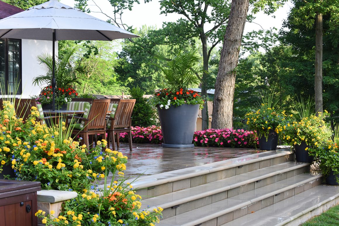 Backyard landscaping ideas create gathering spots