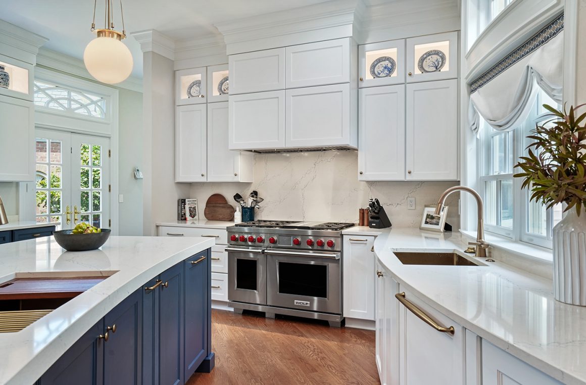 Eternia quartz showcases modern sophistication & visual appeal.